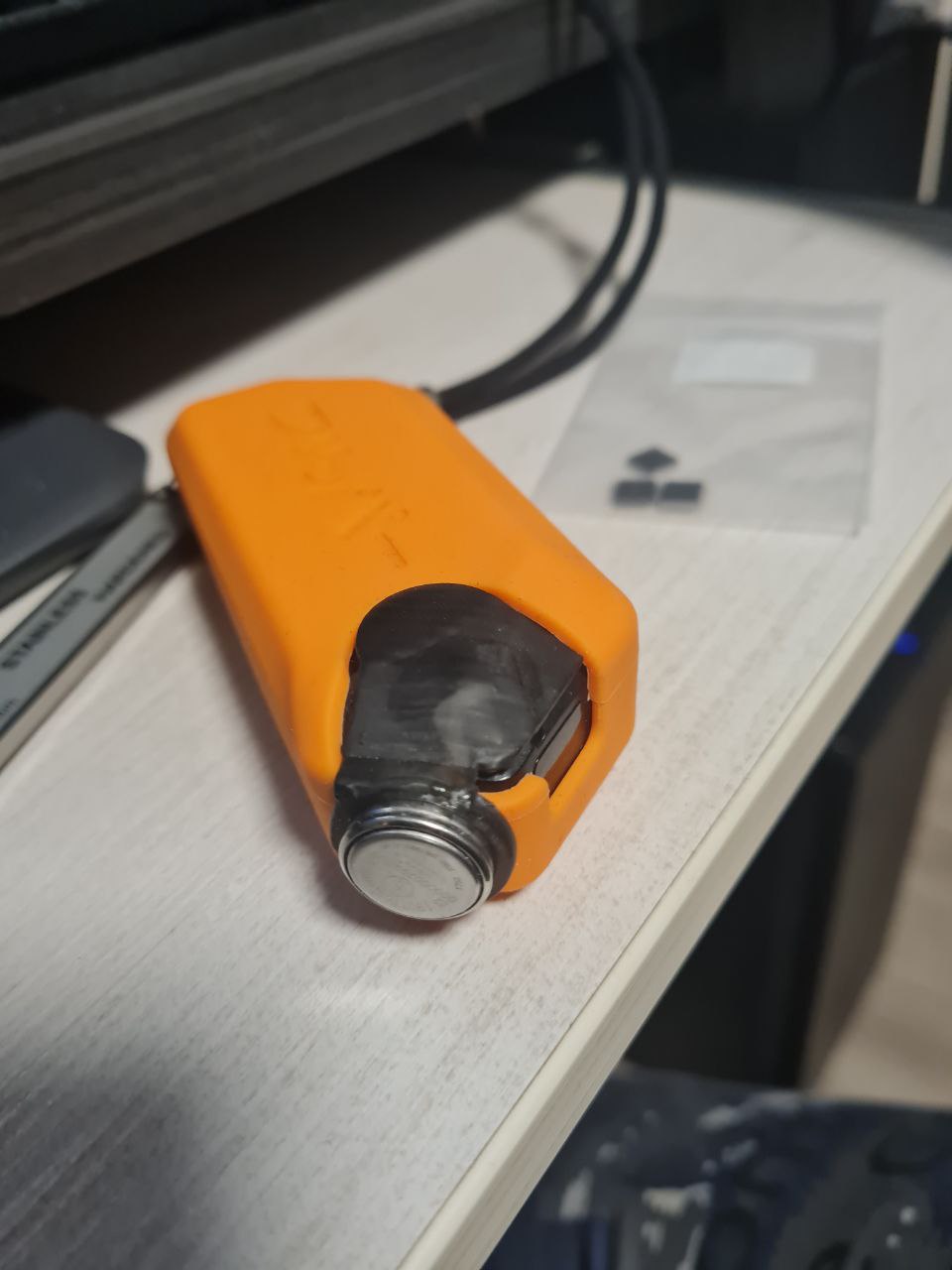 3d модель Держатель iButton для Flipper Zero для 3d принтера - скачать ...