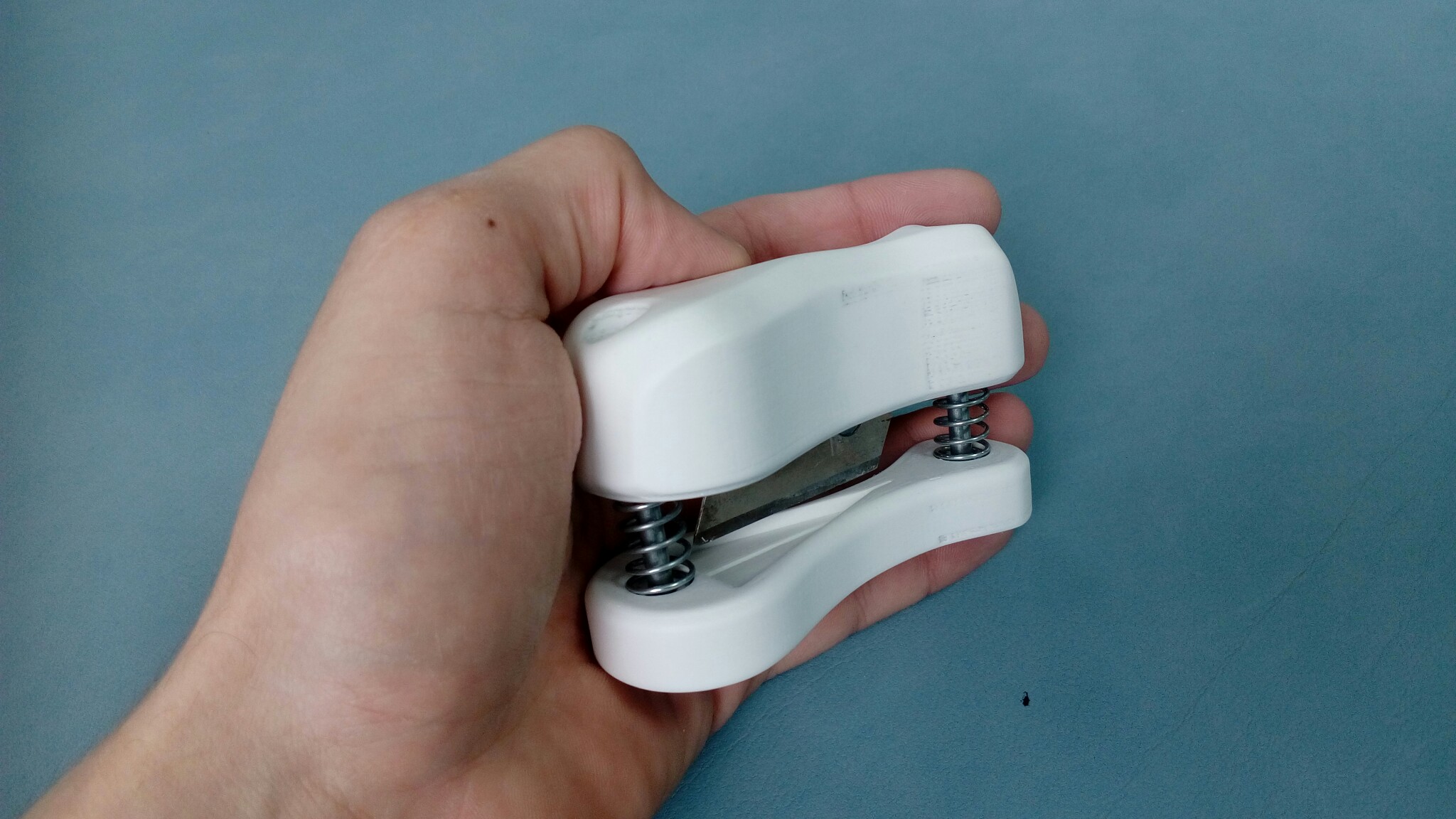 3d модель Таблеткорезка Pill Cutter для 3d принтера - скачать бесплатно ...